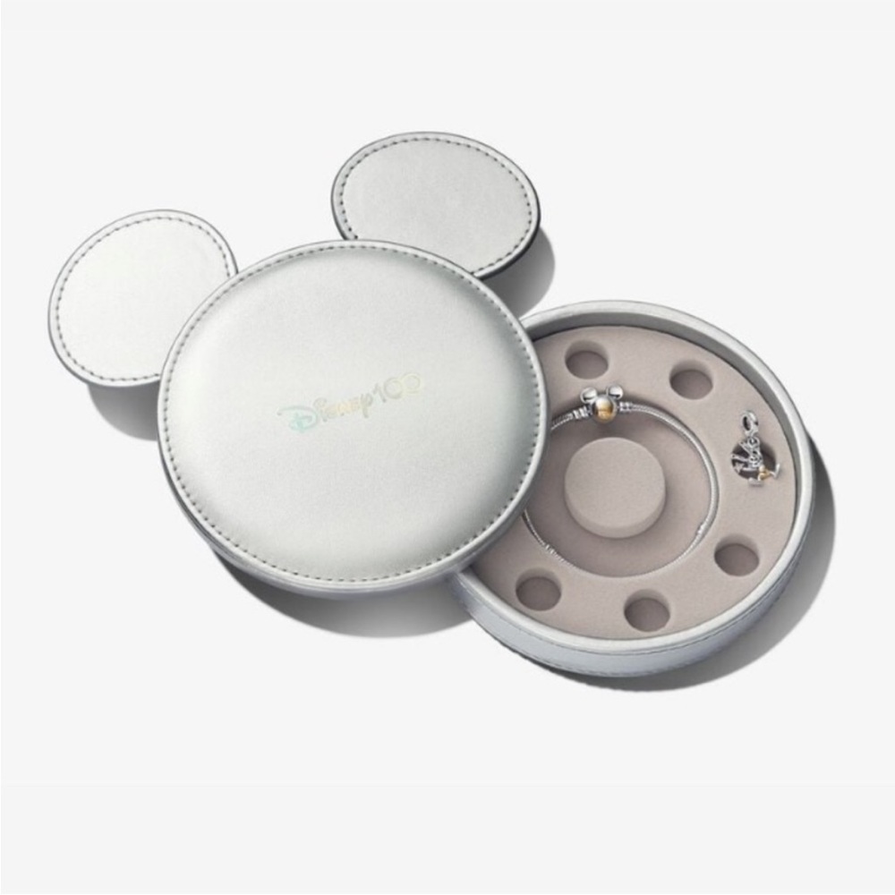 Pandora Disney 100 Anniversary Charm Bracelet Box Lim… - Gem